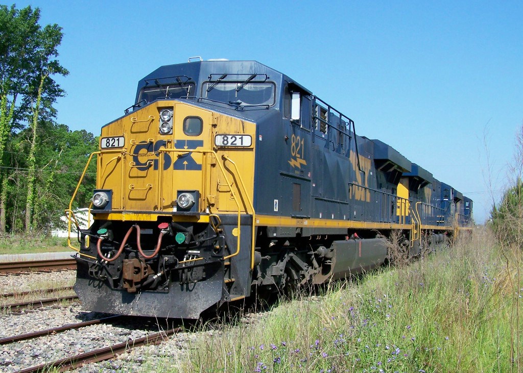 CSX 821 and friends resting